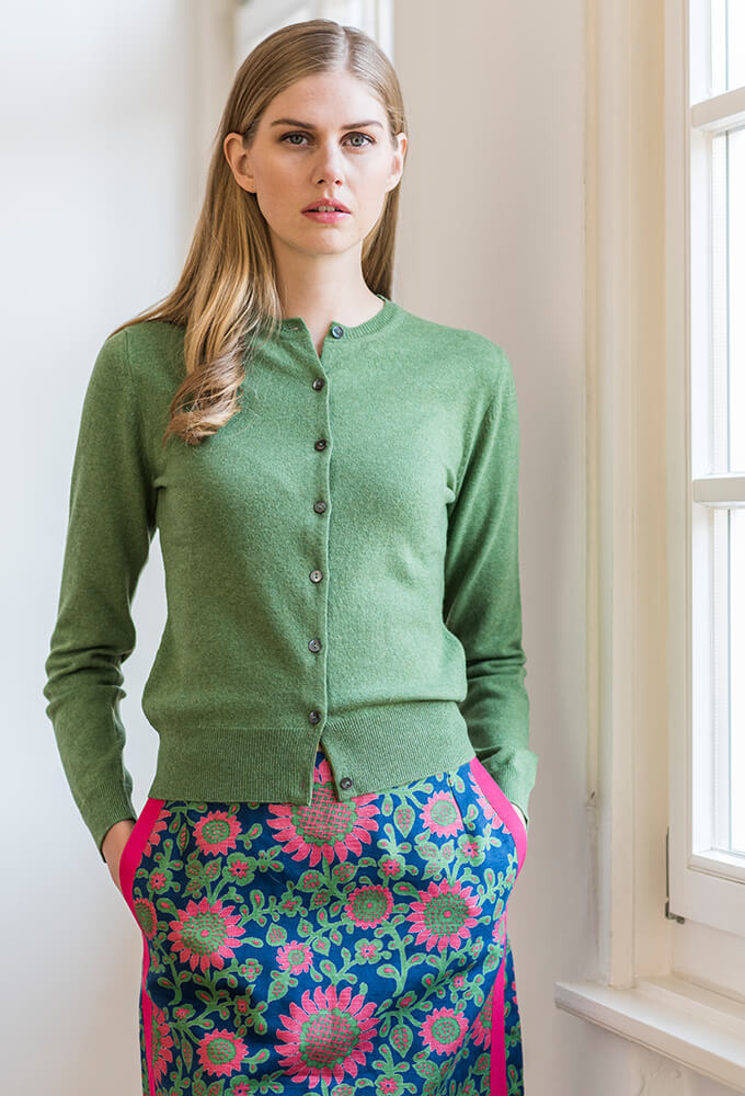 Cardigan lambswool, spring-green - shop online | Women | FRANKEN & Cie.